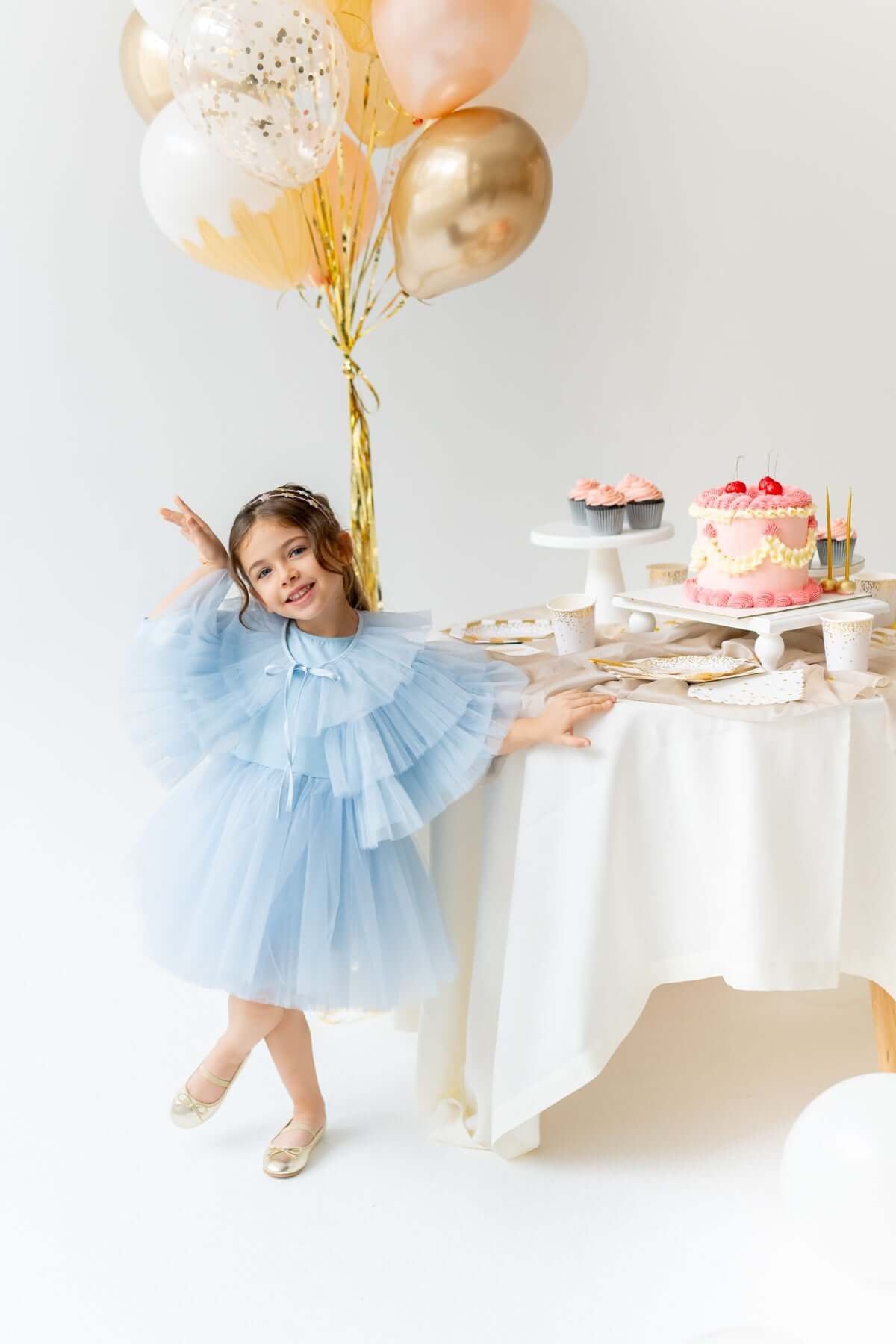 Cool Blue | Mini Celebrities